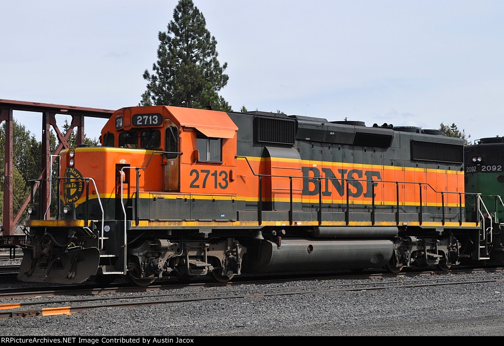 BNSF 2713